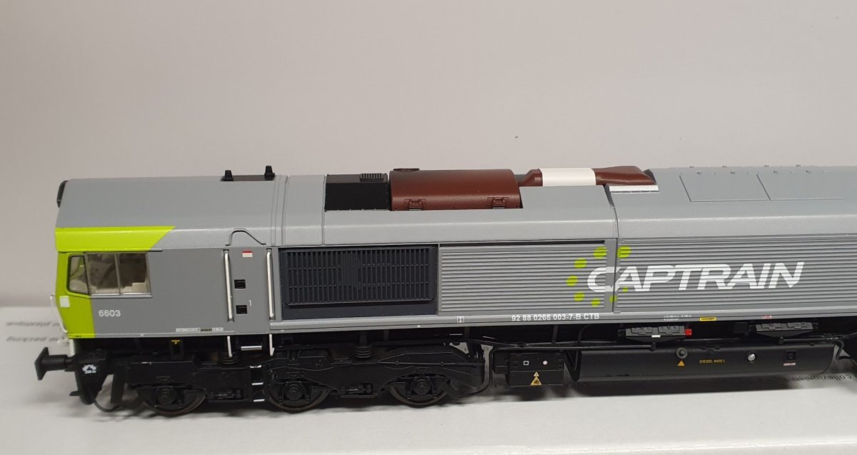 Heljan 66202 SNCF diesellok class 66 captrain Benelux digital Märklin ...